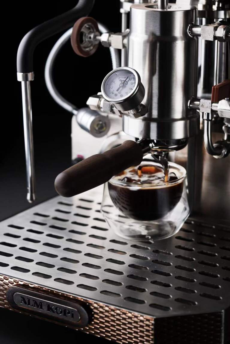 ALM KOPi – 家就是咖啡館